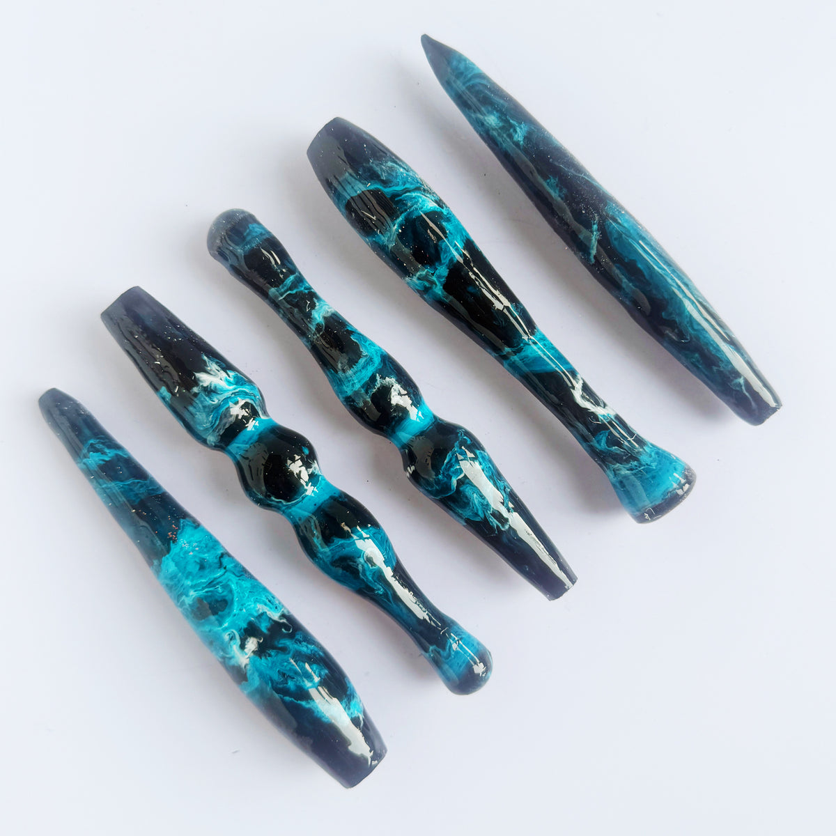 *CLEARANCE* 'Obsidian Current' - Ergonomic Crochet Hook – Peach&Paige